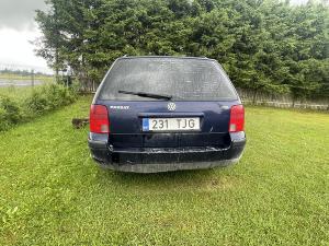 Zils Volkswagen Passat 2000 Rapla, ar dzinēja tilpumu 1.90 L un nobraukumu 450 tūkst. km par 500 €, foto 5 vietnē AUTOMOTO.COM.LV