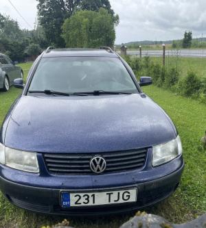 Zils Volkswagen Passat 2000 Rapla, ar dzinēja tilpumu 1.90 L un nobraukumu 450 tūkst. km par 500 €, foto 15 vietnē AUTOMOTO.COM.LV