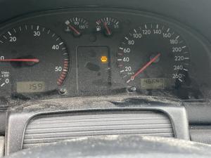 Zils Volkswagen Passat 2000 Rapla, ar dzinēja tilpumu 1.90 L un nobraukumu 450 tūkst. km par 500 €, foto 24 vietnē AUTOMOTO.COM.LV