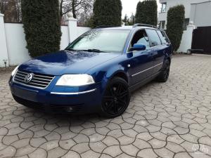 Zils Volkswagen Passat 2001 Marijampole, ar dzinēja tilpumu 2.80 L un nobraukumu 280 tūkst. km par 3500 €, foto  vietnē AUTOMOTO.COM.LV