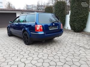 Zils Volkswagen Passat 2001 Marijampole, ar dzinēja tilpumu 2.80 L un nobraukumu 280 tūkst. km par 3500 €, foto 3 vietnē AUTOMOTO.COM.LV