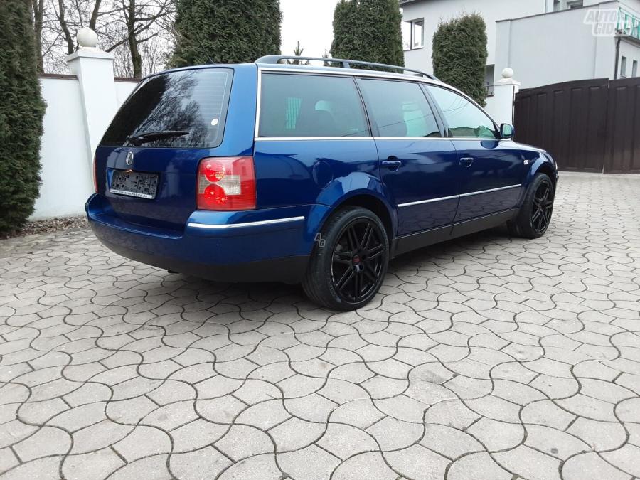 Zils Volkswagen Passat 2001 Marijampole, ar dzinēja tilpumu 2.80 L un nobraukumu 280 tūkst. km par 3500 €, foto 4 vietnē AUTOMOTO.COM.LV