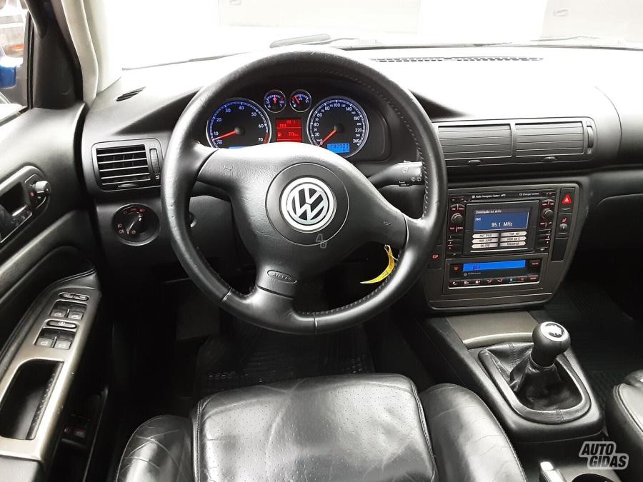 Zils Volkswagen Passat 2001 Marijampole, ar dzinēja tilpumu 2.80 L un nobraukumu 280 tūkst. km par 3500 €, foto 10 vietnē AUTOMOTO.COM.LV