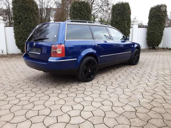 Zils Volkswagen Passat 2001 Marijampole, ar dzinēja tilpumu 2.77 L un nobraukumu 280 tūkst. km par 3499 €, foto 7 vietnē AUTOMOTO.COM.LV