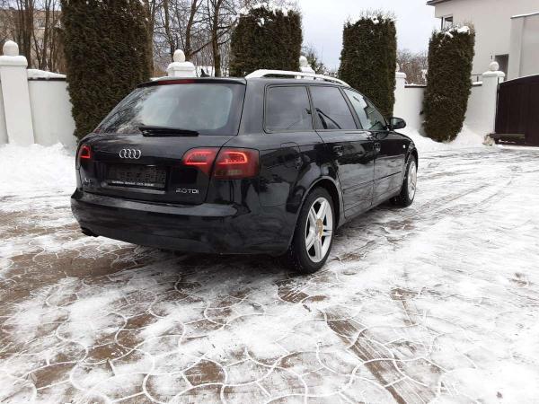 Zils Volkswagen Passat 2001 Marijampole, ar dzinēja tilpumu 2.00 L un nobraukumu 360 tūkst. km par 3400 €, foto 3 vietnē AUTOMOTO.COM.LV