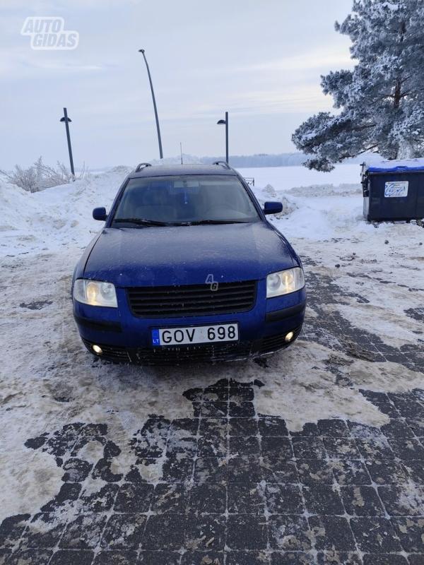 Blue Volkswagen Passat 2001 in Telschi, with an engine capacity of 1.90 L and mileage of 307 thousand km for 1420 €, photo 6 on AUTOMOTO.COM.LV