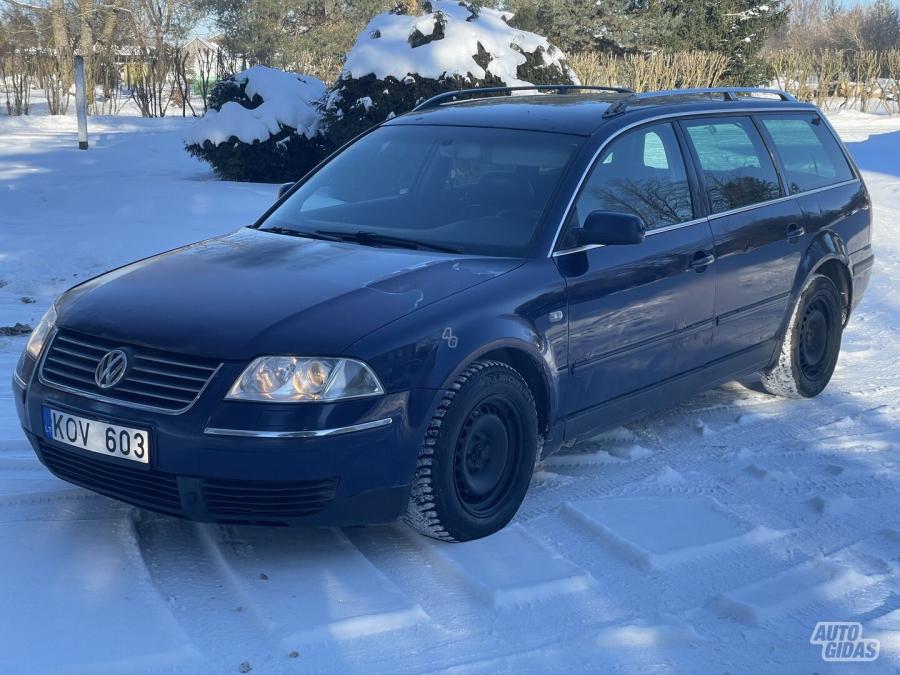 Blue Volkswagen Passat 2001 in Silute, with an engine capacity of 1.90 L and mileage of 500 thousand km for 780 €, photo 1 on AUTOMOTO.COM.LV