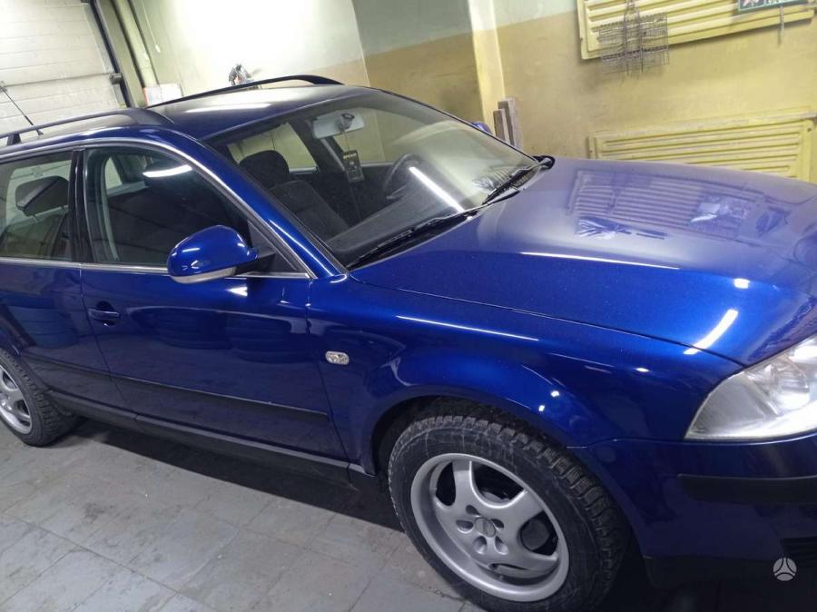 Zils Volkswagen Passat 2001 Panevēža, ar dzinēja tilpumu 1.98 L un nobraukumu 210 tūkst. km par 2450 €, foto 1 vietnē AUTOMOTO.COM.LV