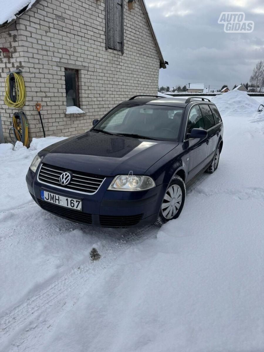 Blue Volkswagen Passat 2001 in Raseiniai, with an engine capacity of 1.90 L and mileage of 451 thousand km for 800 €, photo 1 on AUTOMOTO.COM.LV