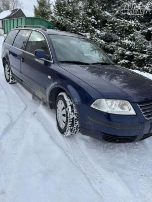 Blue Volkswagen Passat 2001 in Raseiniai, with an engine capacity of 1.90 L and mileage of 451 thousand km for 800 €, photo 5 on AUTOMOTO.COM.LV