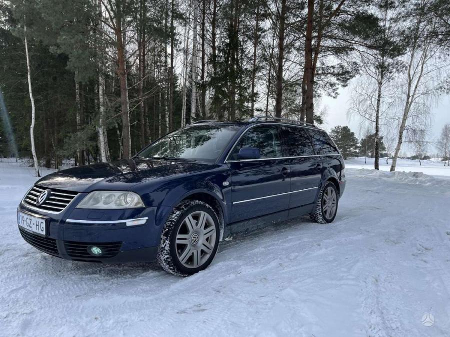 Blue Volkswagen Passat 2001 in Klaipeda, with an engine capacity of 2.32 L and mileage of 287 thousand km for 3500 €, photo 2 on AUTOMOTO.COM.LV