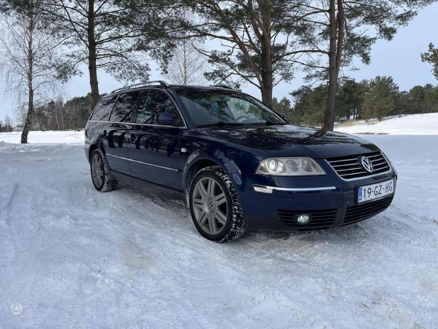 Blue Volkswagen Passat 2001 in Klaipeda, with an engine capacity of 2.32 L and mileage of 287 thousand km for 3500 €, photo 3 on AUTOMOTO.COM.LV