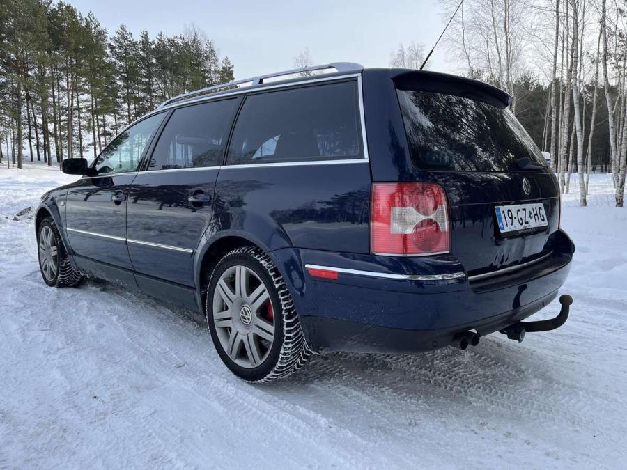 Blue Volkswagen Passat 2001 in Klaipeda, with an engine capacity of 2.32 L and mileage of 287 thousand km for 3500 €, photo 5 on AUTOMOTO.COM.LV