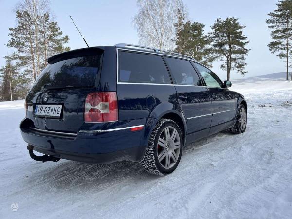 Blue Volkswagen Passat 2001 in Klaipeda, with an engine capacity of 2.32 L and mileage of 287 thousand km for 3500 €, photo 6 on AUTOMOTO.COM.LV