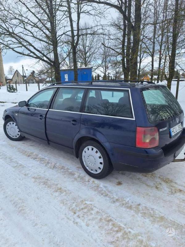 Zils Volkswagen Passat 2001 Jurbarkas, ar dzinēja tilpumu 1.90 L un nobraukumu 447 tūkst. km par 980 €, foto 6 vietnē AUTOMOTO.COM.LV