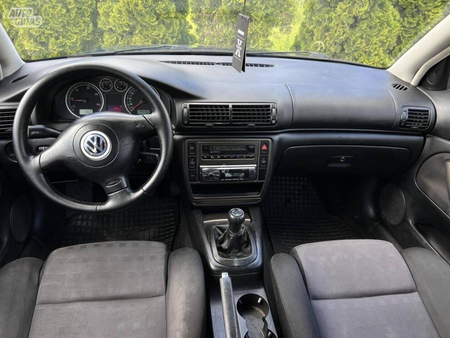Blue Volkswagen Passat 2001 in Alytus, with an engine capacity of 1.90 L and mileage of 495 thousand km for 1799 €, photo 20 on AUTOMOTO.COM.LV