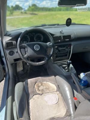 Blue Volkswagen Passat 2001 in Vilnius, with an engine capacity of 1.90 L and mileage of 510 thousand km for 750 €, photo 7 on AUTOMOTO.COM.LV