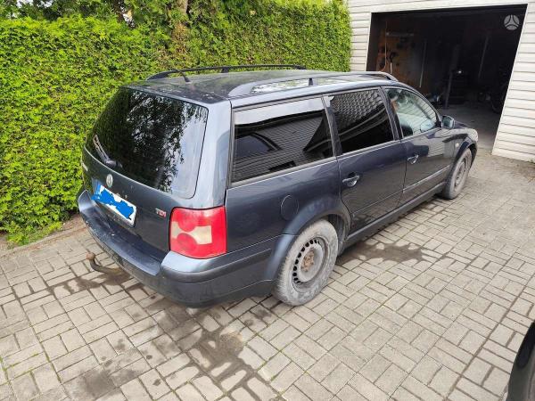 Zils Volkswagen Passat 2001 Kauņa, ar dzinēja tilpumu 1.90 L un nobraukumu 327 tūkst. km par 600 €, foto 4 vietnē AUTOMOTO.COM.LV