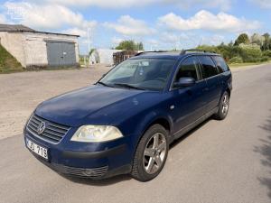 Zils Volkswagen Passat 2001 Telšiai, ar dzinēja tilpumu 1.90 L un nobraukumu 340 tūkst. km par 500 €, foto  vietnē AUTOMOTO.COM.LV