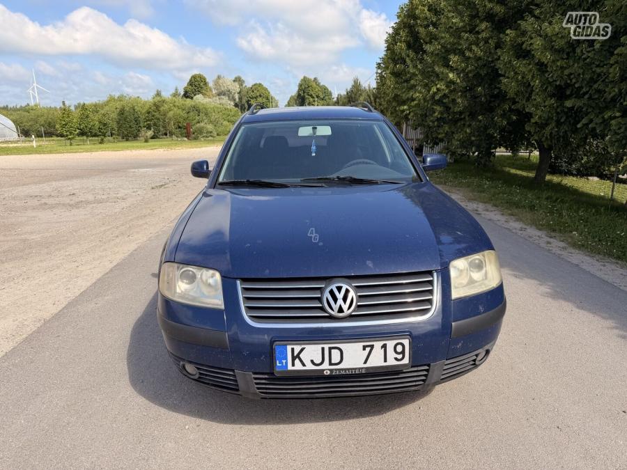 Blue Volkswagen Passat 2001 in Telschi, with an engine capacity of 1.90 L and mileage of 340 thousand km for 500 €, photo 3 on AUTOMOTO.COM.LV