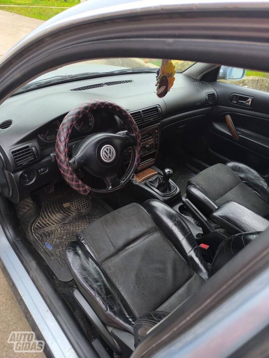 Zils Volkswagen Passat 2001 Rietavas, ar dzinēja tilpumu 1.90 L un nobraukumu 452 tūkst. km par 750 €, foto 5 vietnē AUTOMOTO.COM.LV