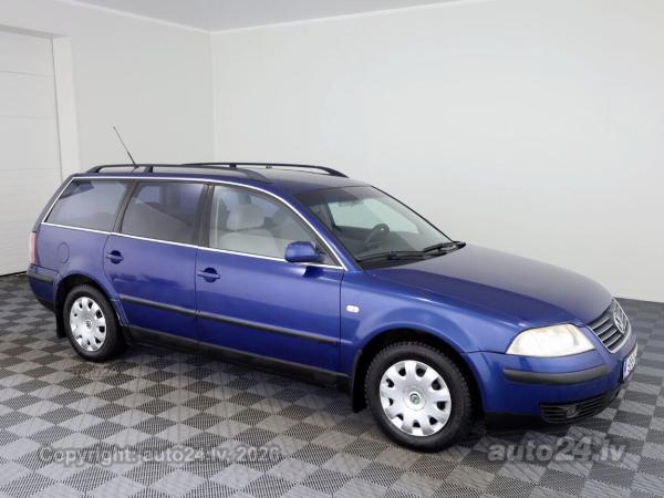 Zils Volkswagen Passat 2002 Tallina, ar dzinēja tilpumu 1.90 L un nobraukumu 428 tūkst. km par 999 €, foto 1 vietnē AUTOMOTO.COM.LV