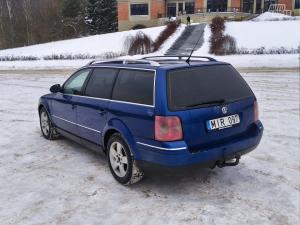 Zils Volkswagen Passat 2002 Viļņa, ar dzinēja tilpumu 1.90 L un nobraukumu 382 tūkst. km par 1200 €, foto 6 vietnē AUTOMOTO.COM.LV