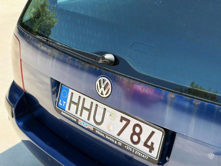 Blue Volkswagen Passat 2002 in Vilnius, with an engine capacity of 1.90 L and mileage of 314 thousand km for 1000 €, photo 15 on AUTOMOTO.COM.LV
