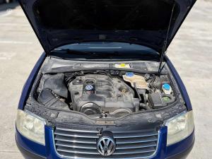 Blue Volkswagen Passat 2002 in Vilnius, with an engine capacity of 1.90 L and mileage of 314 thousand km for 1000 €, photo 28 on AUTOMOTO.COM.LV