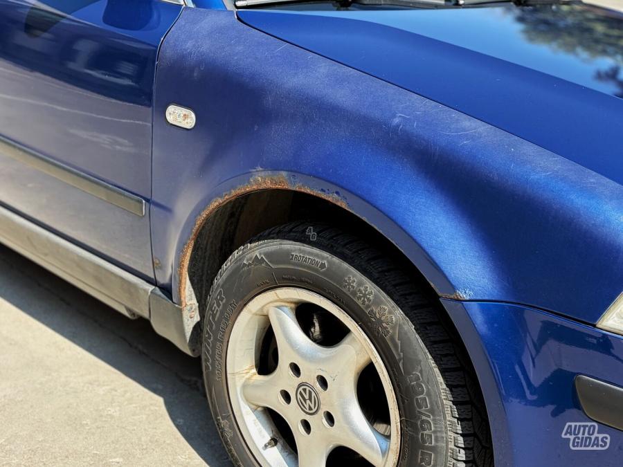 Zils Volkswagen Passat 2002 Viļņa, ar dzinēja tilpumu 1.90 L un nobraukumu 314 tūkst. km par 900 €, foto 13 vietnē AUTOMOTO.COM.LV