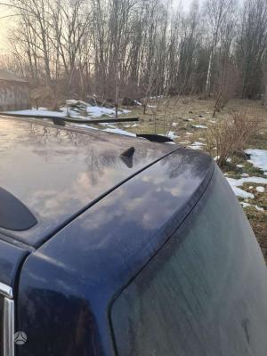 Zils Volkswagen Passat 2002 Viļņa, ar dzinēja tilpumu 1.90 L un nobraukumu 350 tūkst. km par 400 €, foto  vietnē AUTOMOTO.COM.LV