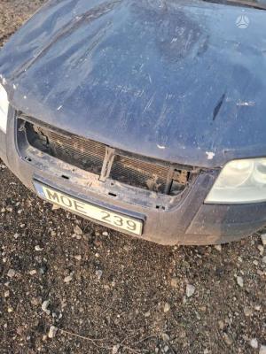 Zils Volkswagen Passat 2002 Viļņa, ar dzinēja tilpumu 1.90 L un nobraukumu 350 tūkst. km par 400 €, foto 5 vietnē AUTOMOTO.COM.LV