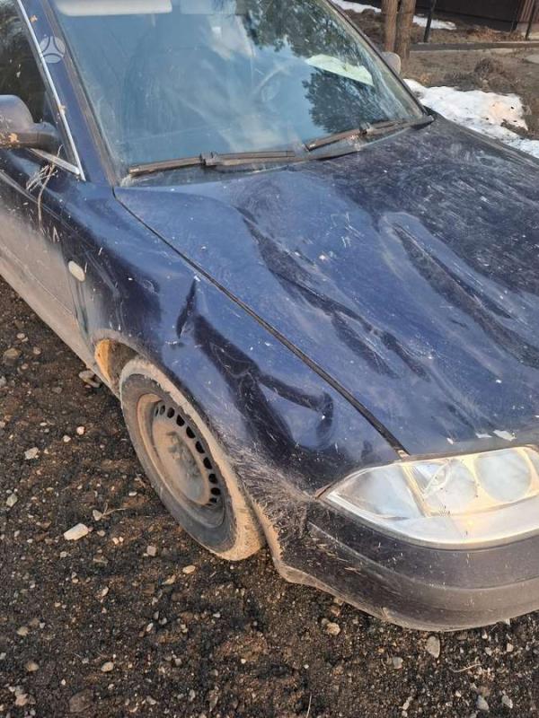 Zils Volkswagen Passat 2002 Viļņa, ar dzinēja tilpumu 1.90 L un nobraukumu 350 tūkst. km par 400 €, foto 5 vietnē AUTOMOTO.COM.LV