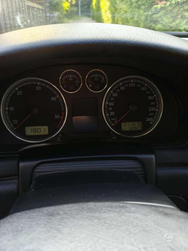 Volkswagen Passat 2002 in Vilnius on AUTOMOTO.COM.LV Blue Volkswagen Passat 2002 in Vilnius, with an engine capacity of 1.90 L and mileage of 212 thousand km for 1500 €, photo 11 on AUTOMOTO.COM.LV