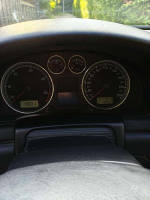 Zils Volkswagen Passat 2002 Viļņa, ar dzinēja tilpumu 1.90 L un nobraukumu 212 tūkst. km par 1500 €, foto 11 vietnē AUTOMOTO.COM.LV