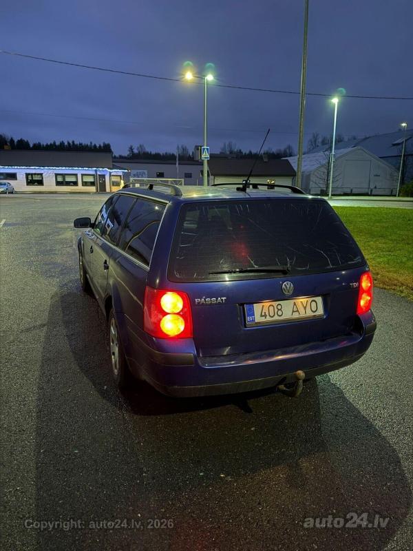 Blue Volkswagen Passat 2003 in Valga, with an engine capacity of 1.90 L and mileage of 412 thousand km for 1000 €, photo 2 on AUTOMOTO.COM.LV