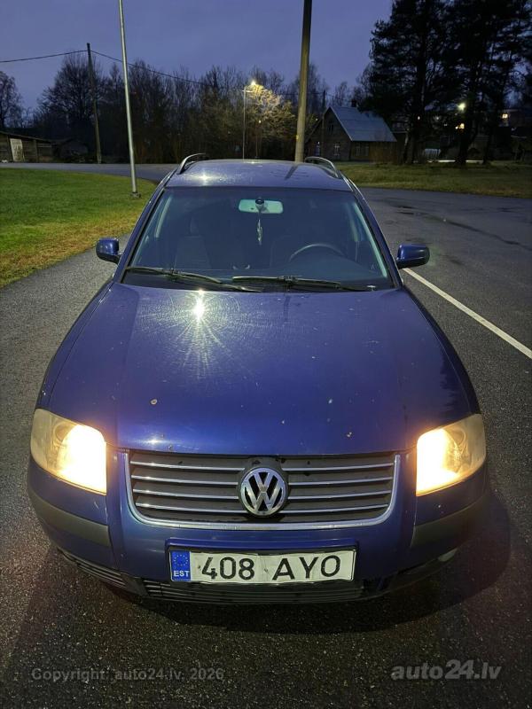 Blue Volkswagen Passat 2003 in Valga, with an engine capacity of 1.90 L and mileage of 412 thousand km for 1000 €, photo 6 on AUTOMOTO.COM.LV