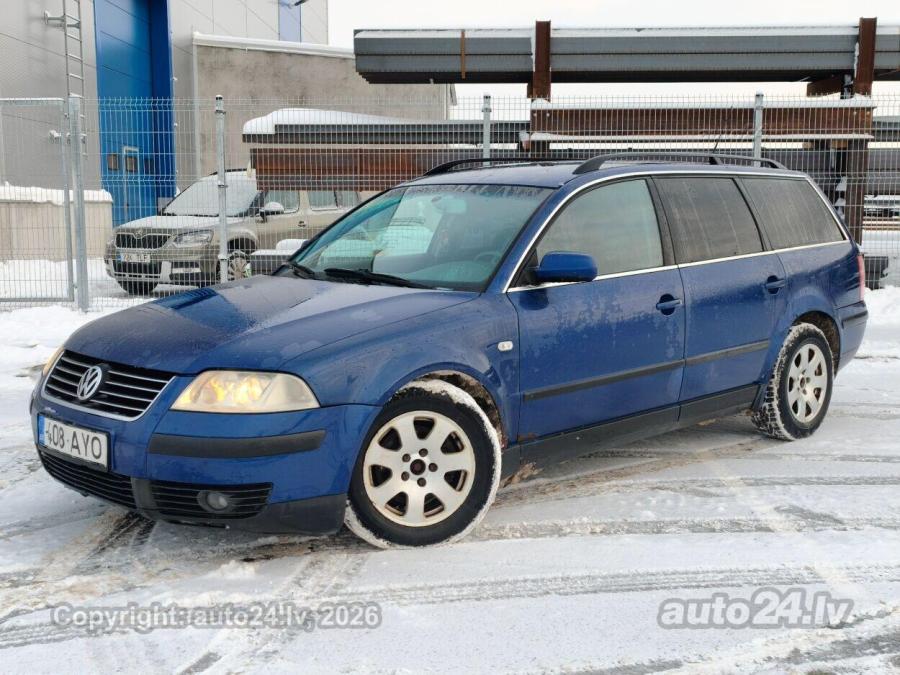 Blue Volkswagen Passat 2003 in Tartu, with an engine capacity of 1.90 L and mileage of 411 thousand km for 1299 €, photo 3 on AUTOMOTO.COM.LV