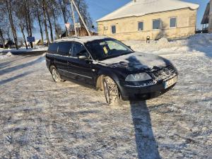 Blue Volkswagen Passat 2003 in Kaisiadorys, with an engine capacity of 1.90 L and mileage of 374 thousand km for 1480 €, photo 3 on AUTOMOTO.COM.LV