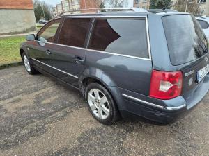 Blue Volkswagen Passat 2003 in Kaisiadorys, with an engine capacity of 1.90 L and mileage of 374 thousand km for 1480 €, photo 5 on AUTOMOTO.COM.LV