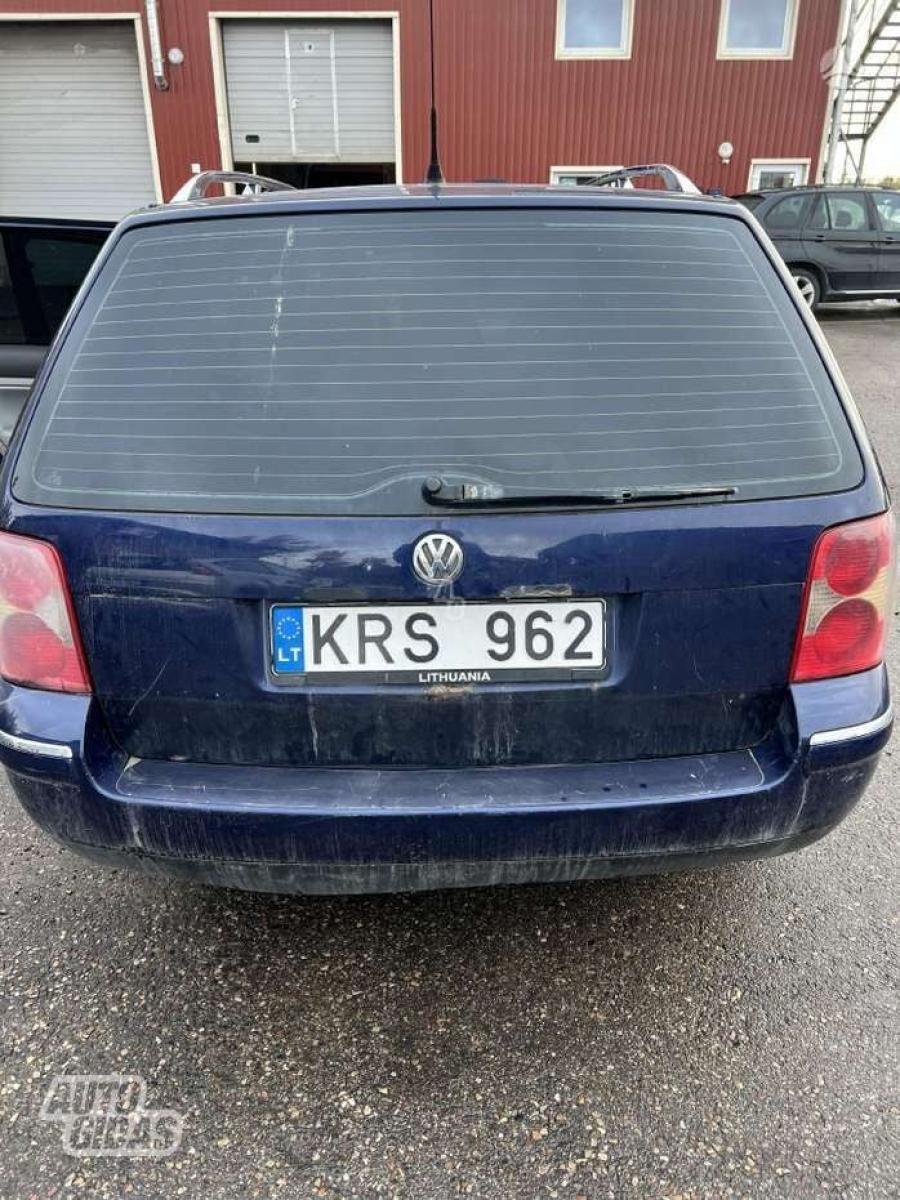 Blue Volkswagen Passat 2003 in Vilnius, with an engine capacity of 1.80 L and mileage of 319 thousand km for 1100 €, photo 4 on AUTOMOTO.COM.LV