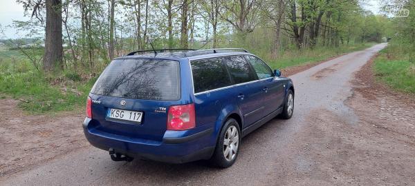 Blue Volkswagen Passat 2003 in Alytus, with an engine capacity of 1.90 L and mileage of 338 thousand km for 1700 €, photo 5 on AUTOMOTO.COM.LV