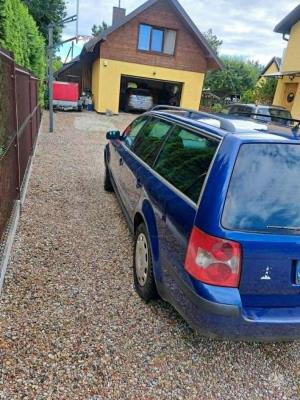 Zils Volkswagen Passat 2003 Marijampole, ar dzinēja tilpumu 1.90 L un nobraukumu 319 tūkst. km par 1200 €, foto 4 vietnē AUTOMOTO.COM.LV