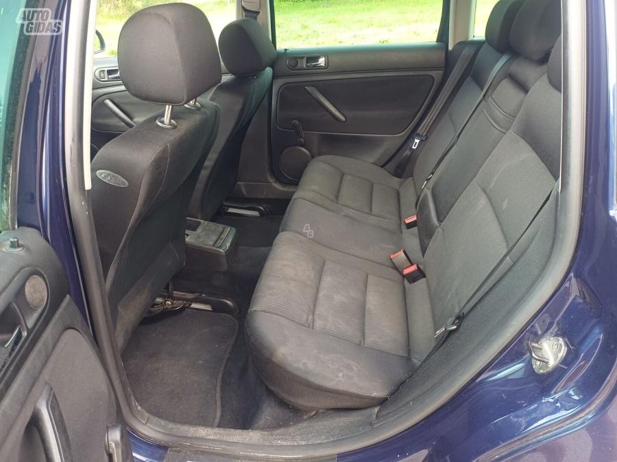 Zils Volkswagen Passat 2003 Viļņa, ar dzinēja tilpumu 1.60 L un nobraukumu 270 tūkst. km par 700 €, foto 14 vietnē AUTOMOTO.COM.LV