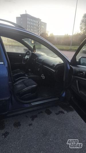Zils Volkswagen Passat 2003 Alīta, ar dzinēja tilpumu 1.90 L un nobraukumu 437 tūkst. km par 1650 €, foto 11 vietnē AUTOMOTO.COM.LV