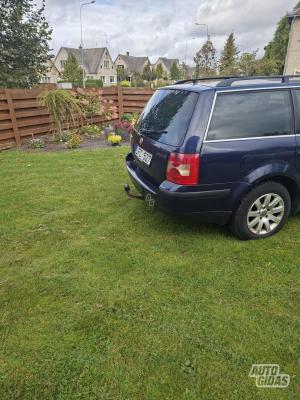 Blue Volkswagen Passat 2003 in Vilnius, with an engine capacity of 1.60 L and mileage of 284 thousand km for 1100 €, photo 4 on AUTOMOTO.COM.LV