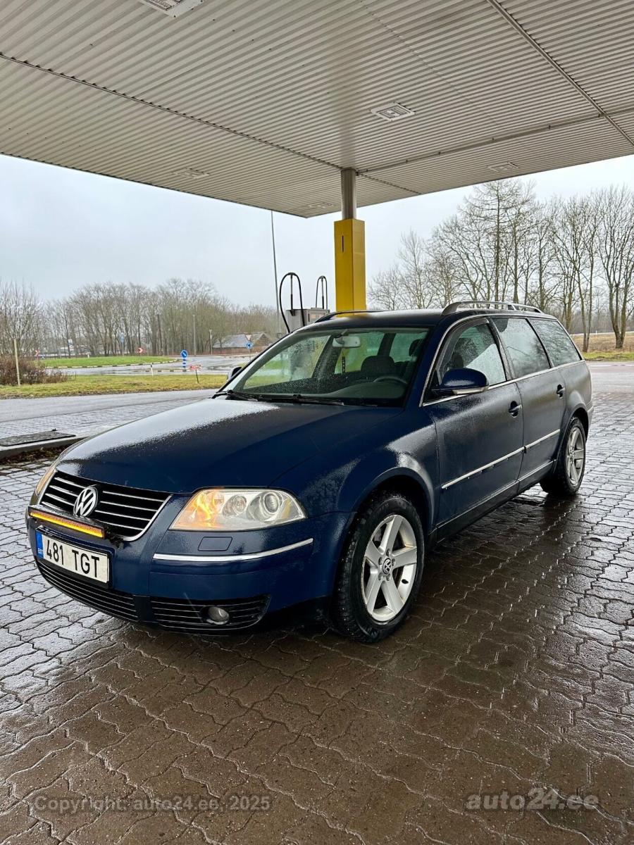 Zils Volkswagen Passat 2004 Tallina, ar dzinēja tilpumu 2.50 L un nobraukumu 362 tūkst. km par 2500 €, foto 2 vietnē AUTOMOTO.COM.LV