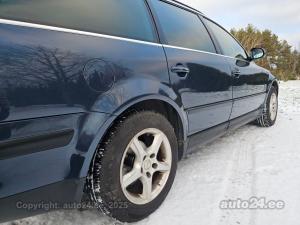 Zils Volkswagen Passat 2004 Tallina, ar dzinēja tilpumu 1.80 L un nobraukumu 241 tūkst. km par 2100 €, foto 6 vietnē AUTOMOTO.COM.LV