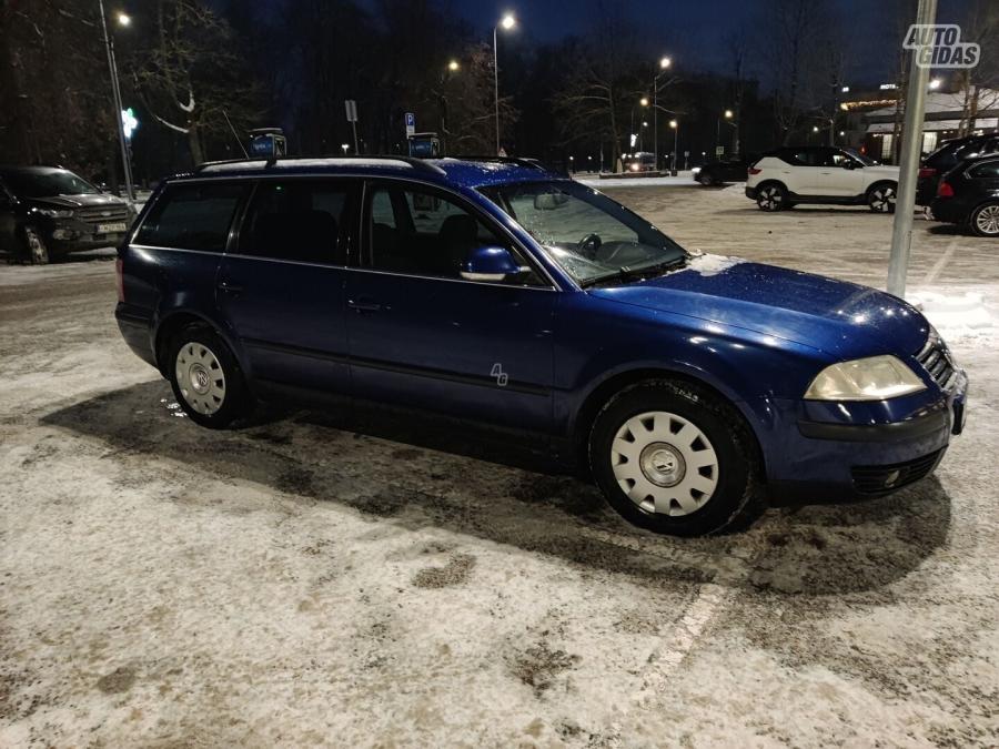 Zils Volkswagen Passat 2004 Marijampole, ar dzinēja tilpumu 1.90 L un nobraukumu 276 tūkst. km par 1250 €, foto 6 vietnē AUTOMOTO.COM.LV