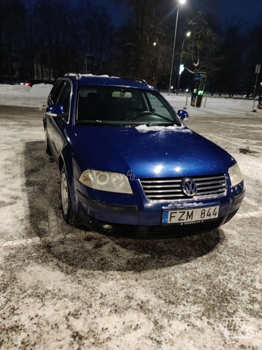 Zils Volkswagen Passat 2004 Marijampole, ar dzinēja tilpumu 1.90 L un nobraukumu 276 tūkst. km par 1250 €, foto 7 vietnē AUTOMOTO.COM.LV